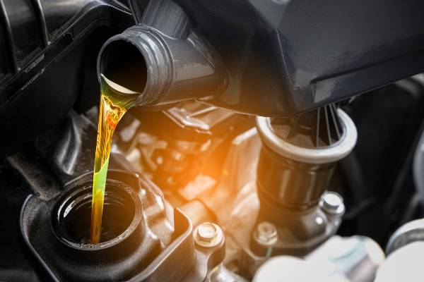 What happens if you overfilled engine oil in a car? | mycar advice and ...
